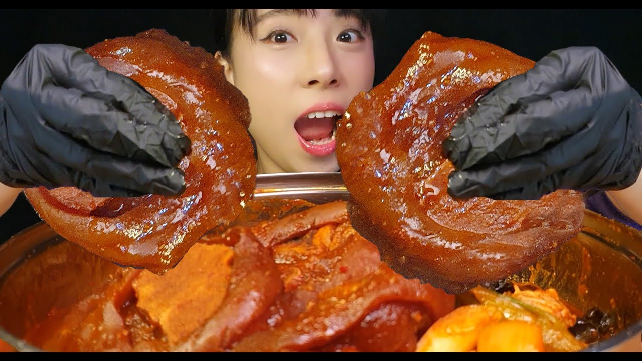 쫄깃쫄깃 매콤한 매운 우족찜 먹방! Spicy Braised Beef Feet MUKBANG | ASMR | EATING ...