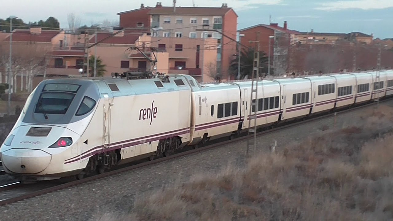 Renfe Alvia - Serie 130 (Rama 45) en Utebo con destino Barcelona - YouTube