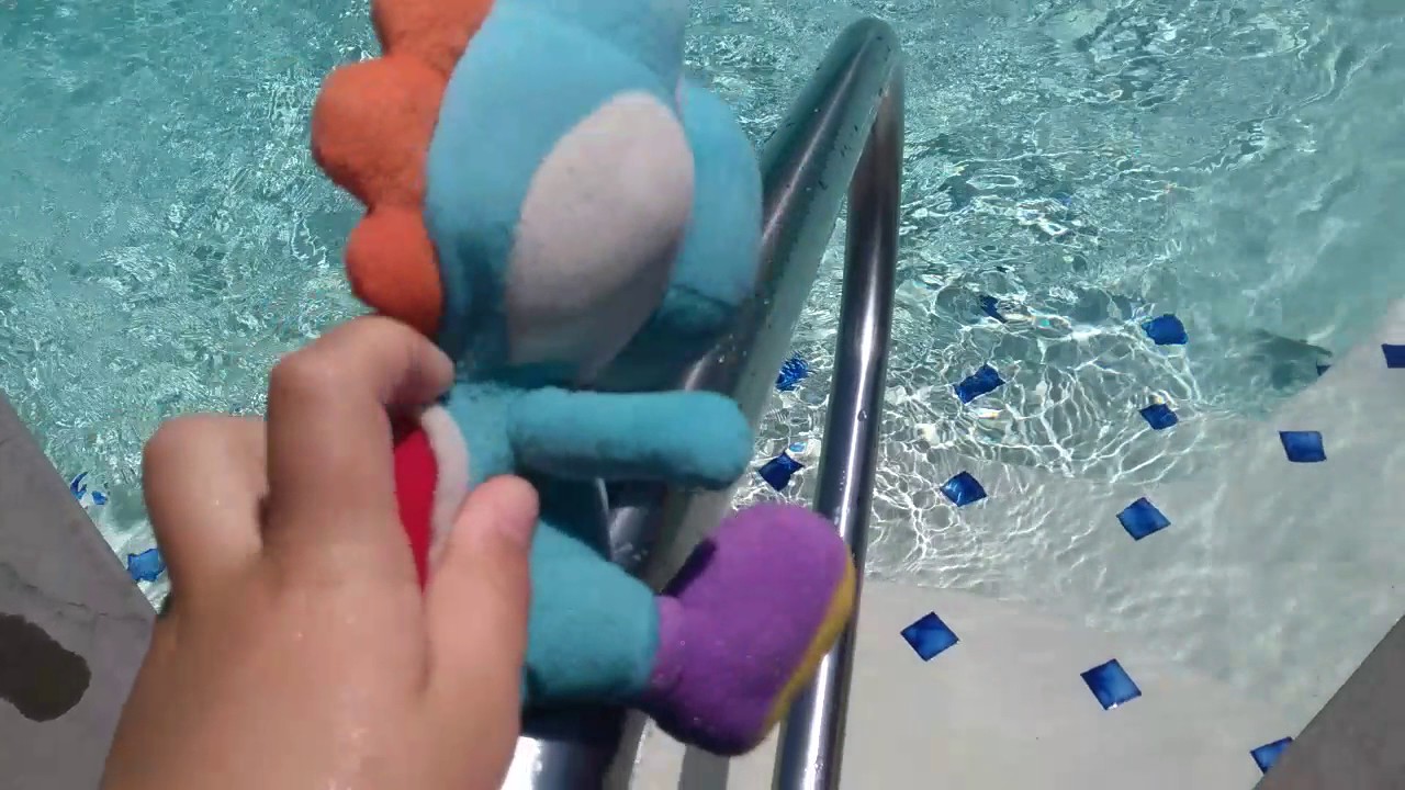 Yoshi goes swimming - YouTube