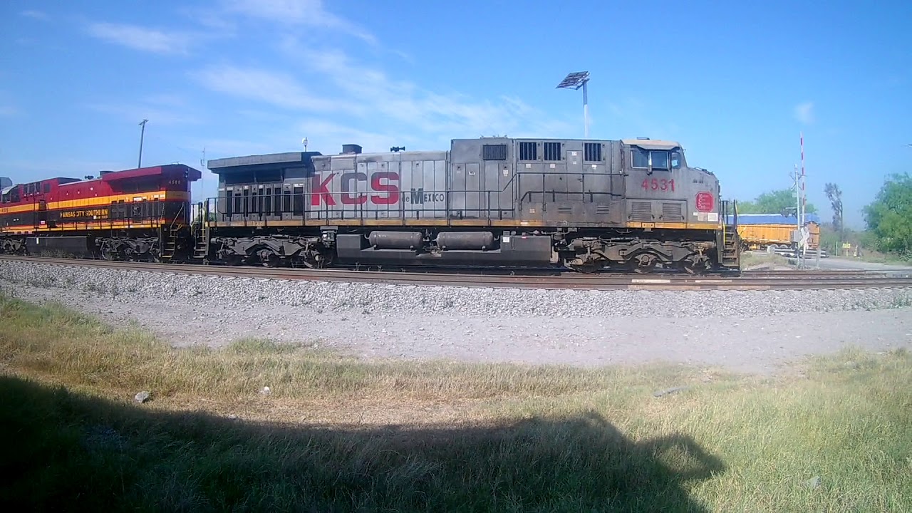 KCSM AC440CW #4531 y KCSM AC440CW 4506 con el ASINL al norte - YouTube
