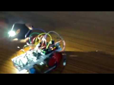 light following robot using arduino - YouTube