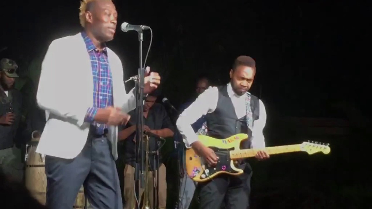 Disip- Poukisa live @ Marriott Hotel Haïti - YouTube