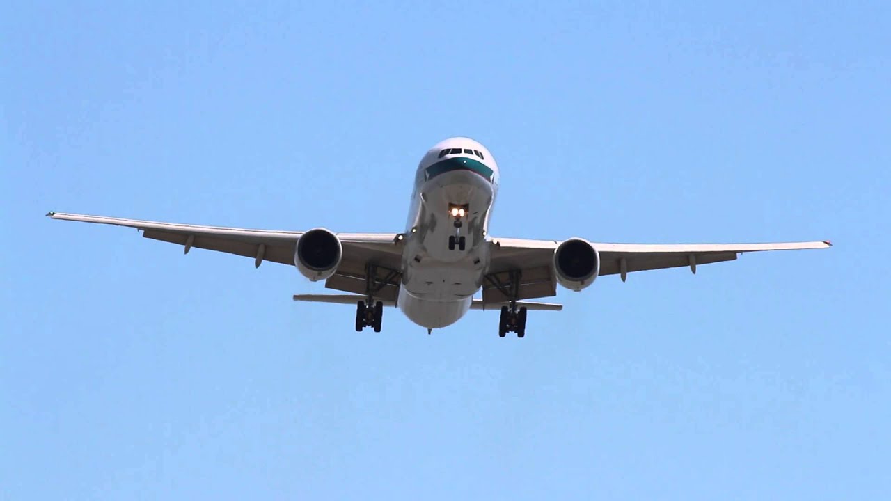 CX410 HongKong - Incheon CathayPacific BOEING777-300 B-HNK - YouTube