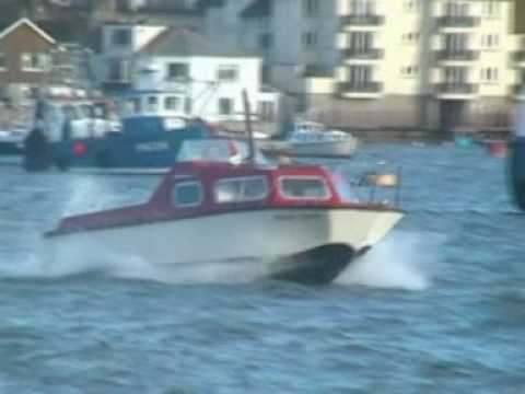 microplus 561 fishing boat - YouTube