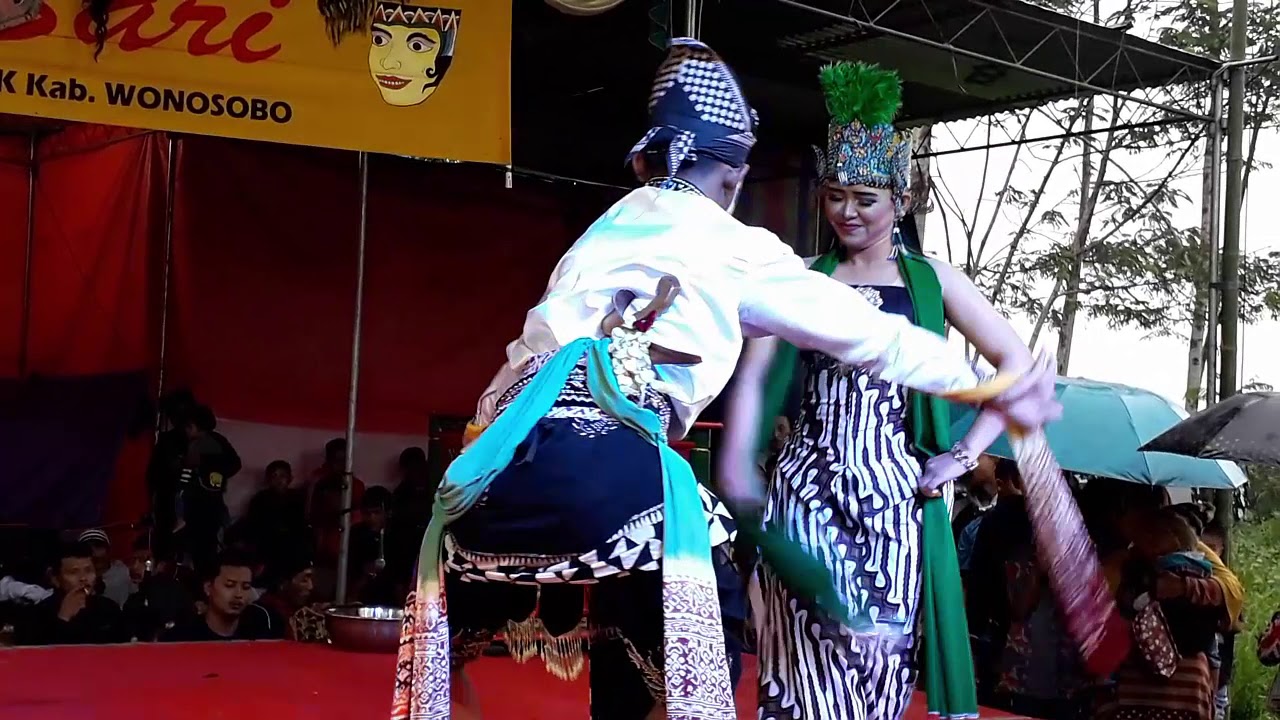 musiknya enak, tari topeng lengger anggerdenok rukun sari mantap ...