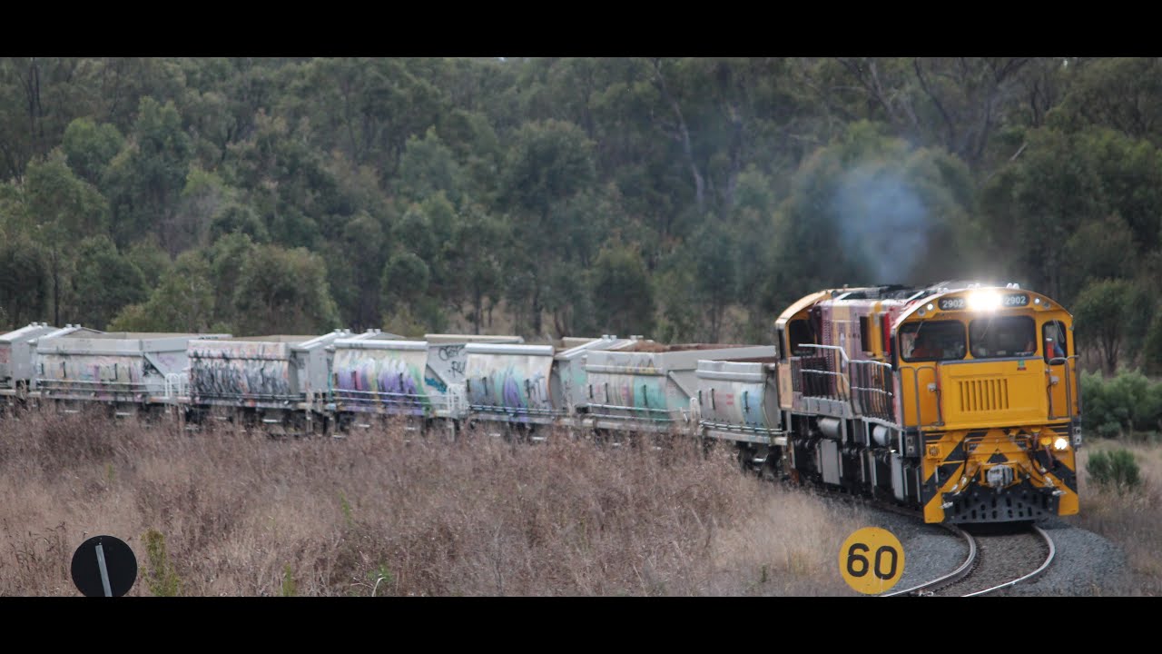 2902 and 2414 Toowoomba to Warwick ballast train - YouTube