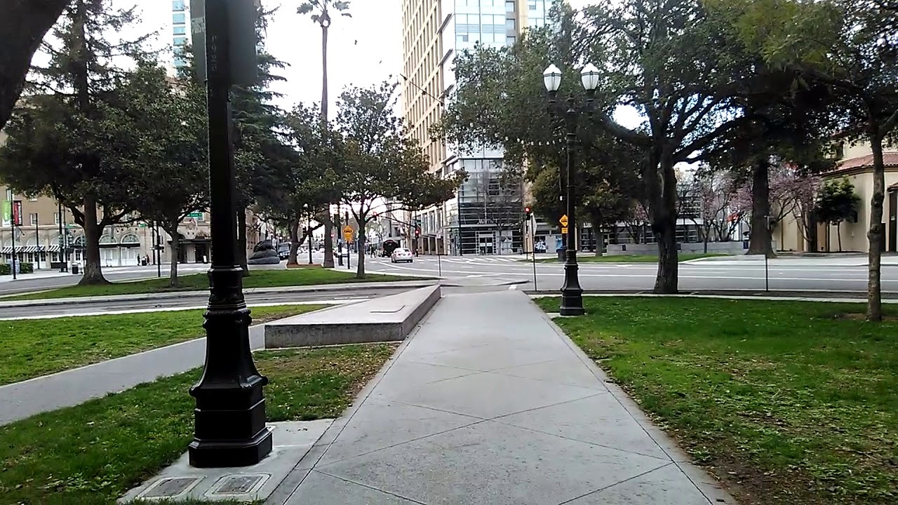 BMB World - Simon Boulanger : an excellent site for an outdoor fashion ...