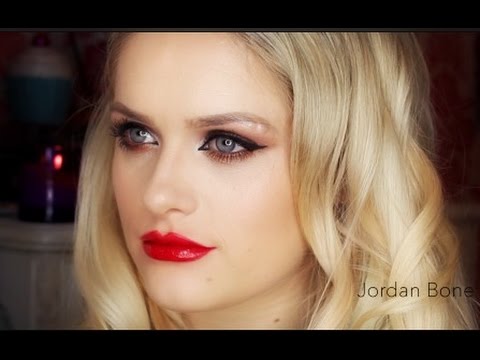 Glamorous Makeup Perfect For Christmas | Jordan Bone - YouTube