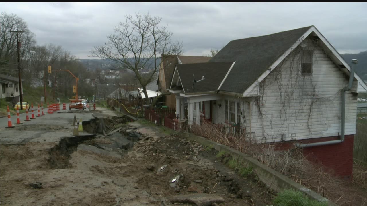 YSU geology professor: East Liverpool slippage not surprising - YouTube