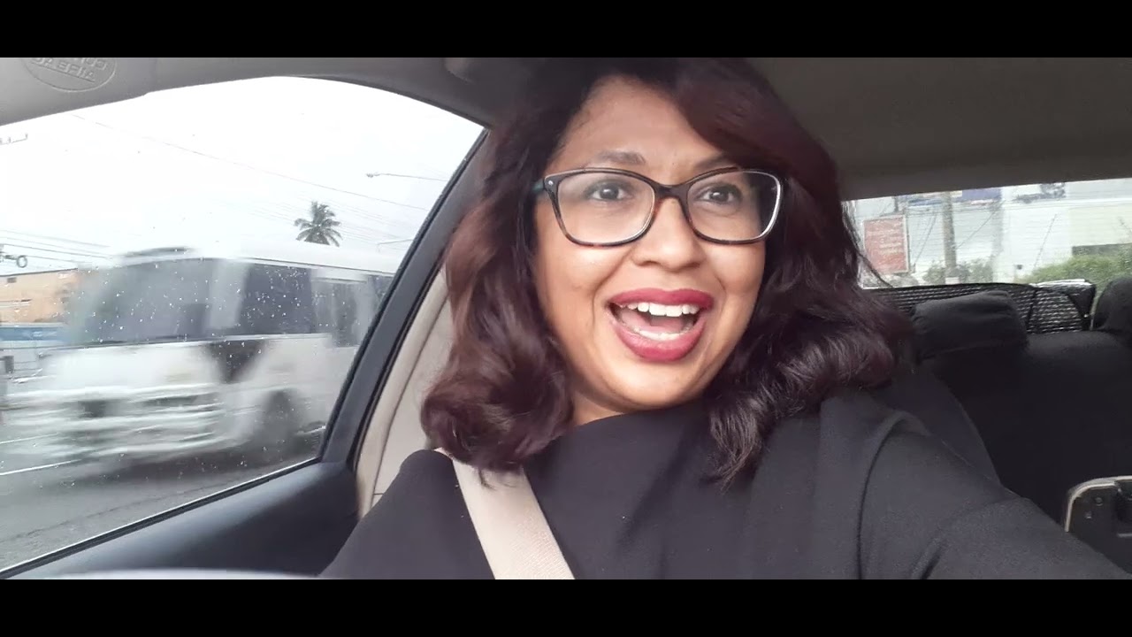 Maestría de ceremonia, Elizabeth Encarnación - YouTube