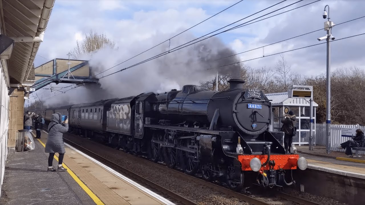Edinburgh Flyer Black 5 No. 44871 AT SPEED (DOPPLER WHISTLE) at ...