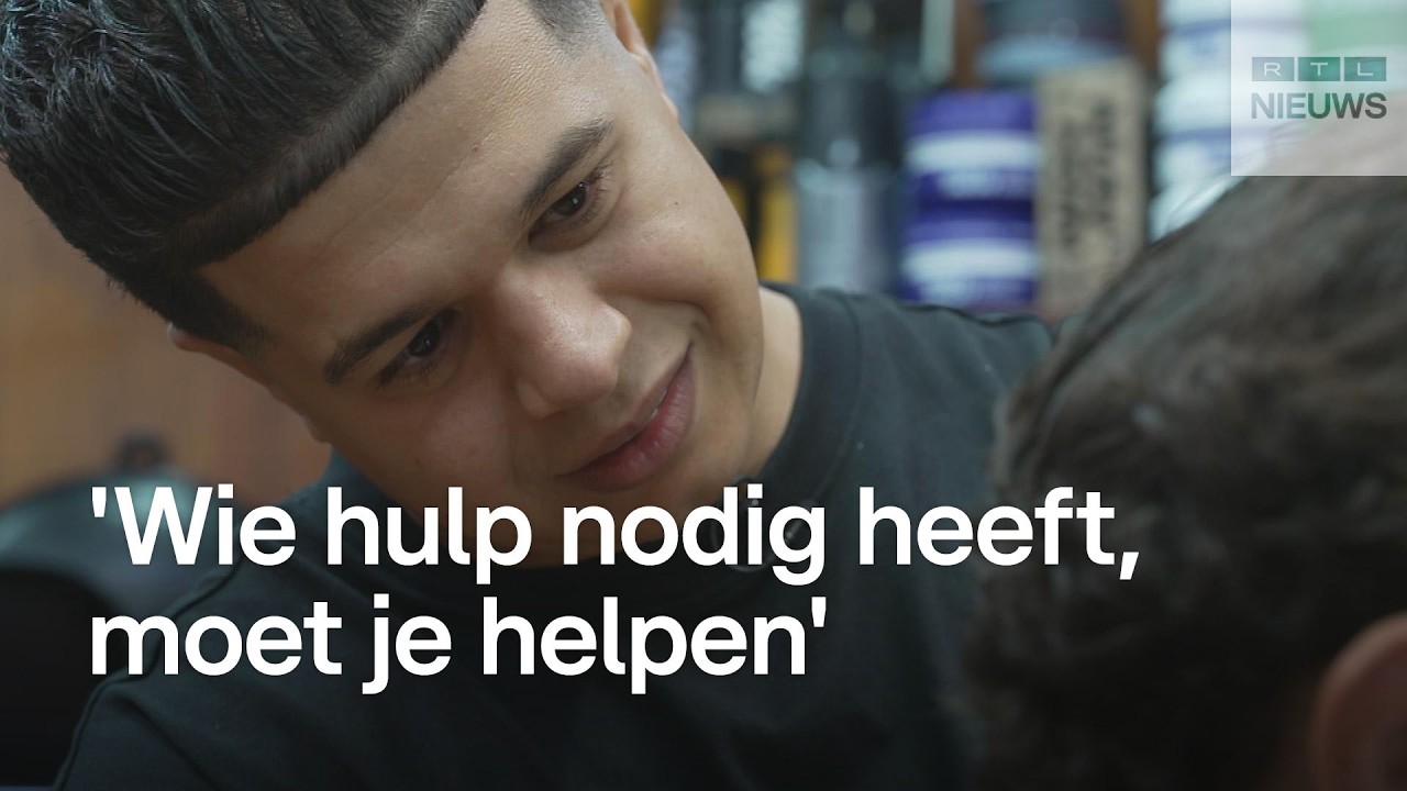 Kapper Ahmed knipt daklozen op straat - YouTube