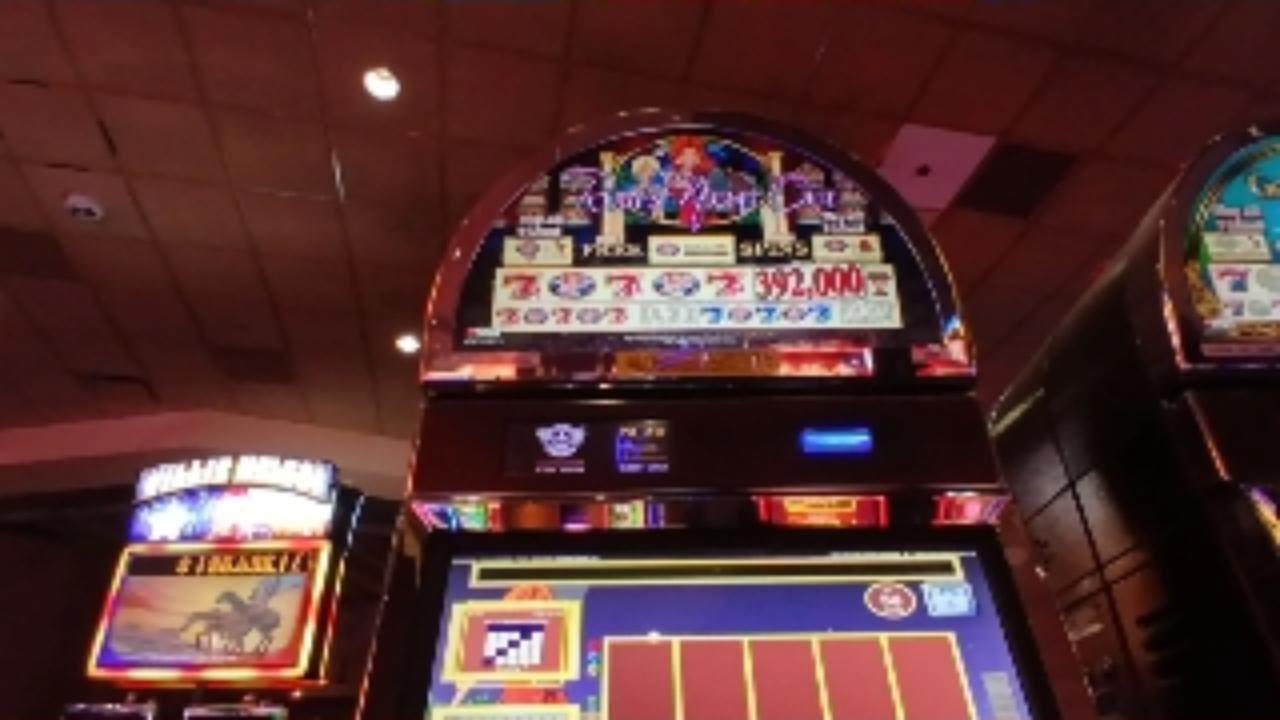 Ruby Night Out... RED SCREEN 9 Liner.. - YouTube