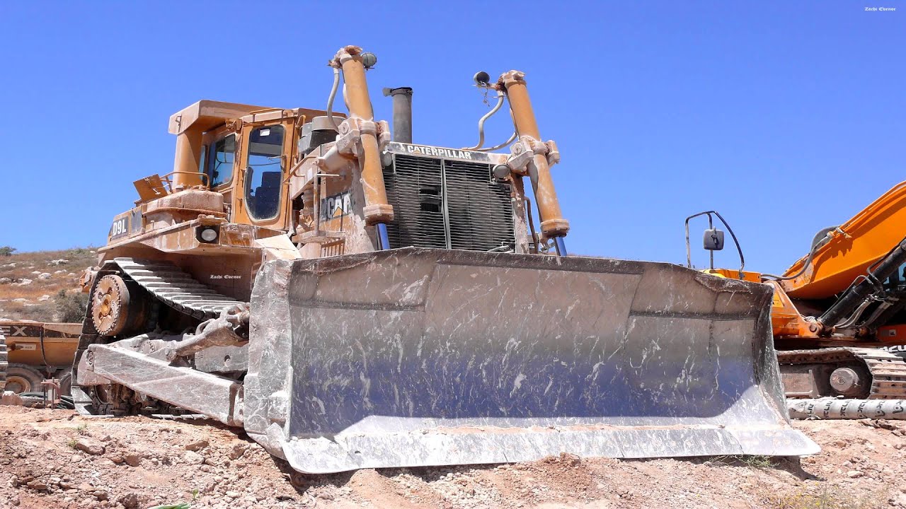 Bulldozer at construction place looping SOUND EFFECTS - YouTube