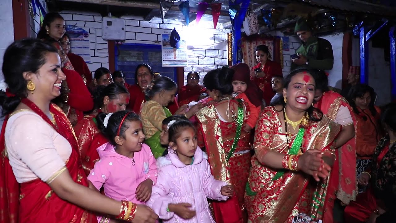 New ratuli song / रत्यौली - YouTube