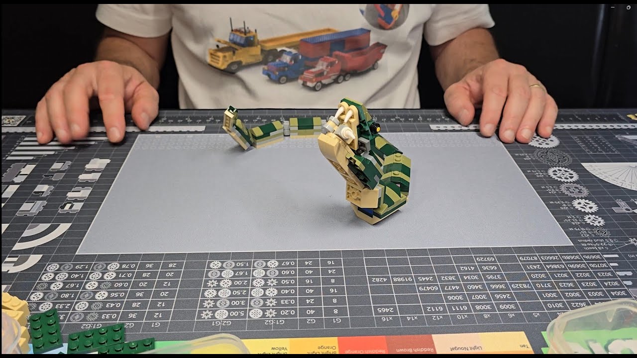 Lego 31121 b1 Snake assembly - YouTube