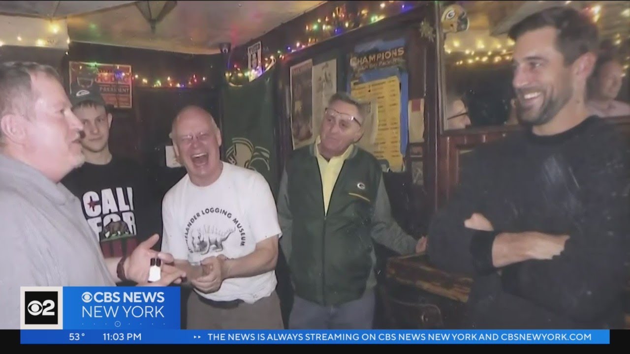 Patrons at Packers-themed bar in Greenwich Village react to Aaron ...