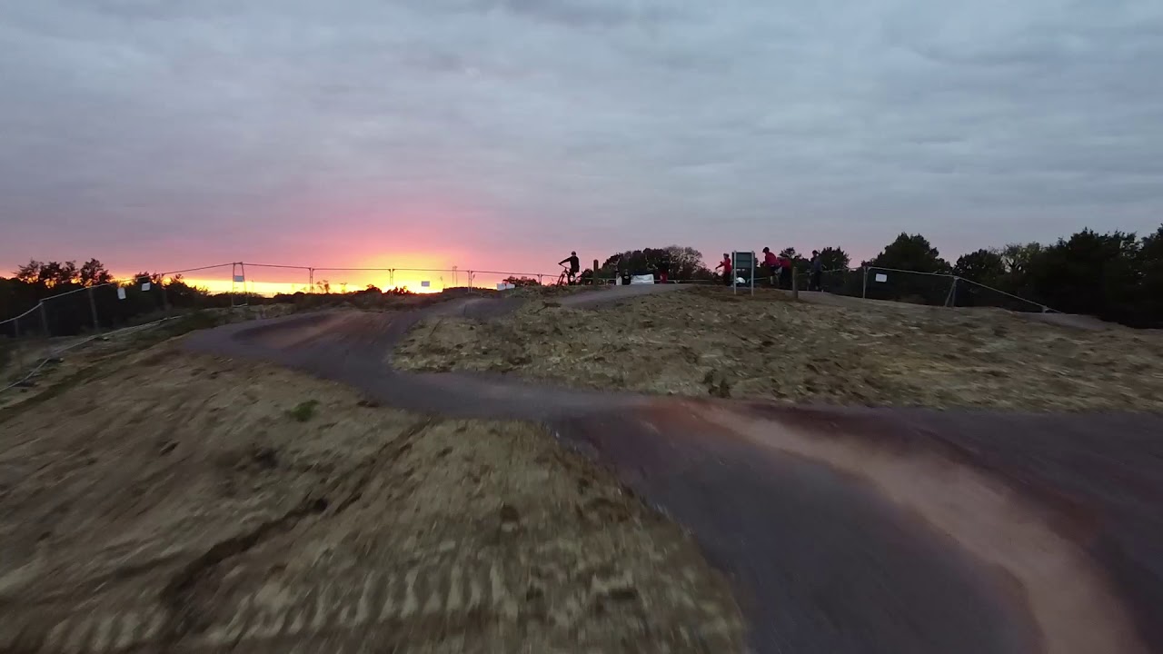 fleet pump track - YouTube