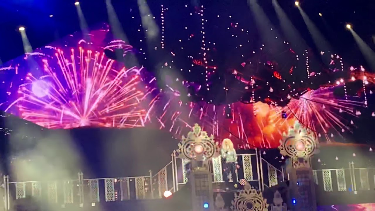 Cher - Fernando - YouTube