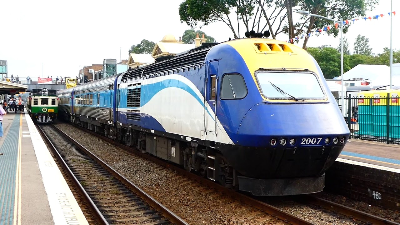 Australian Trains: Diesel Passenger Services @ Steamfest - YouTube