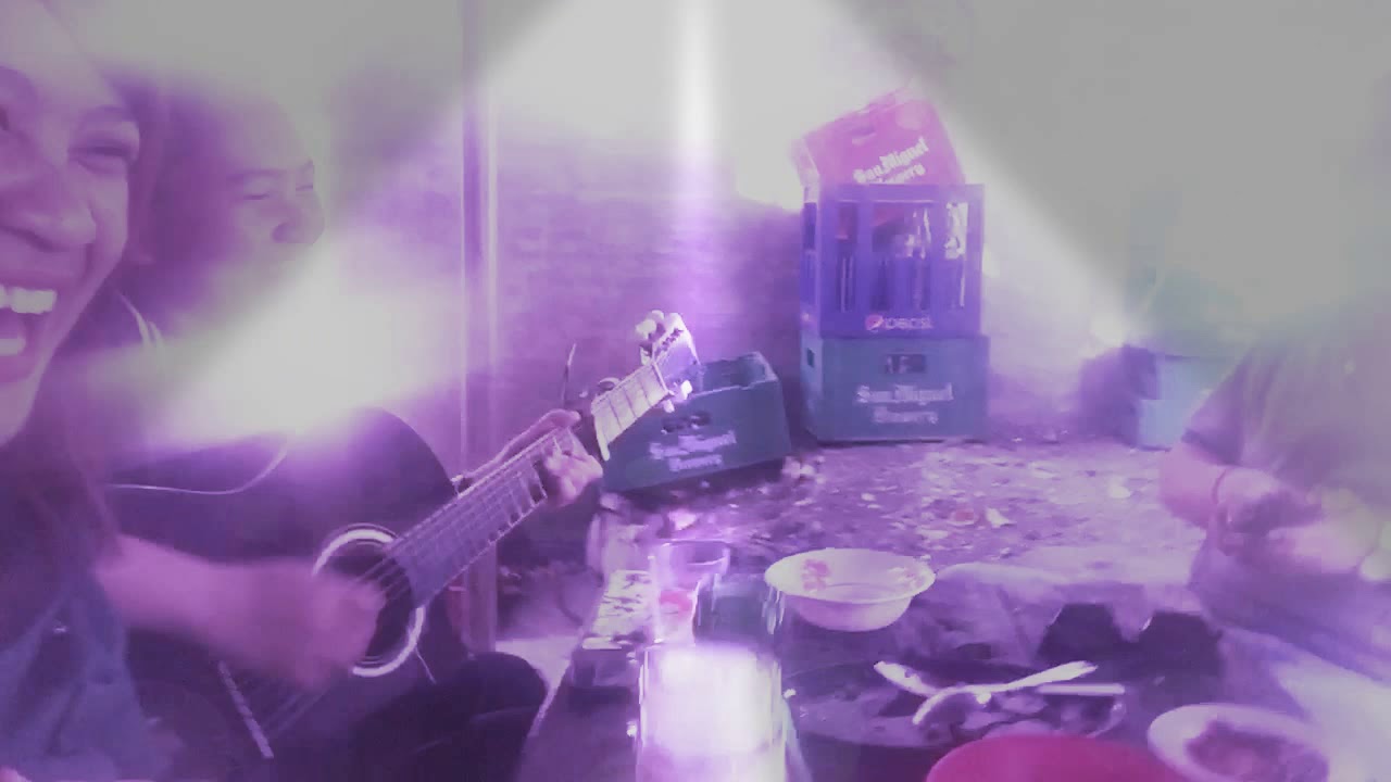 Bee-Lag - YouTube