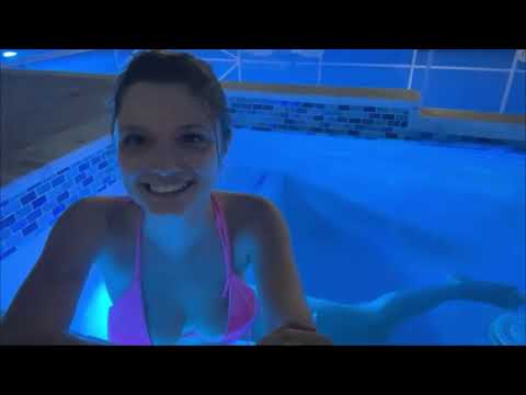 pool party