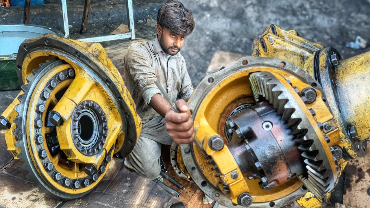 Amazing Restoration of Caterpillar Loader 950B Differential gear ...
