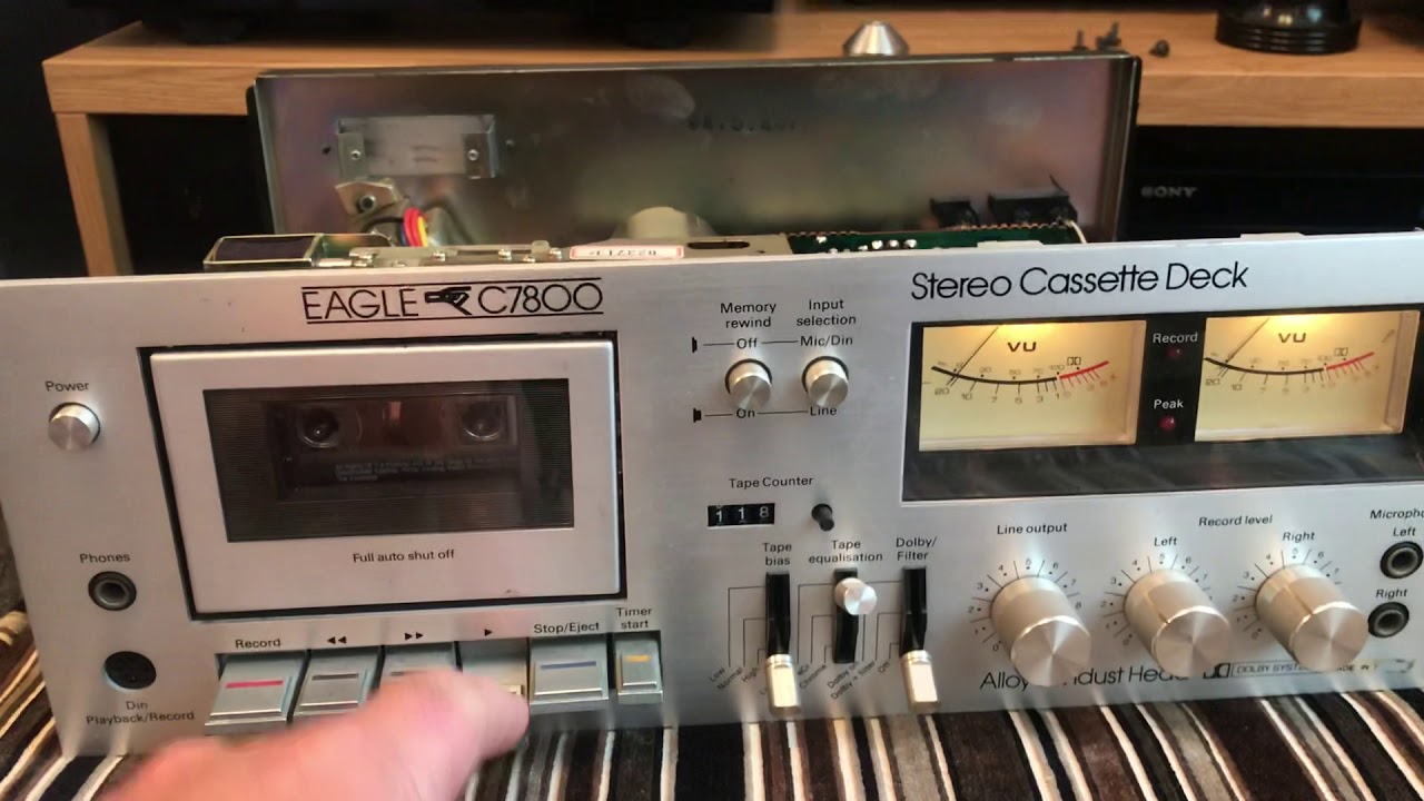 1970s tape deck restored - YouTube