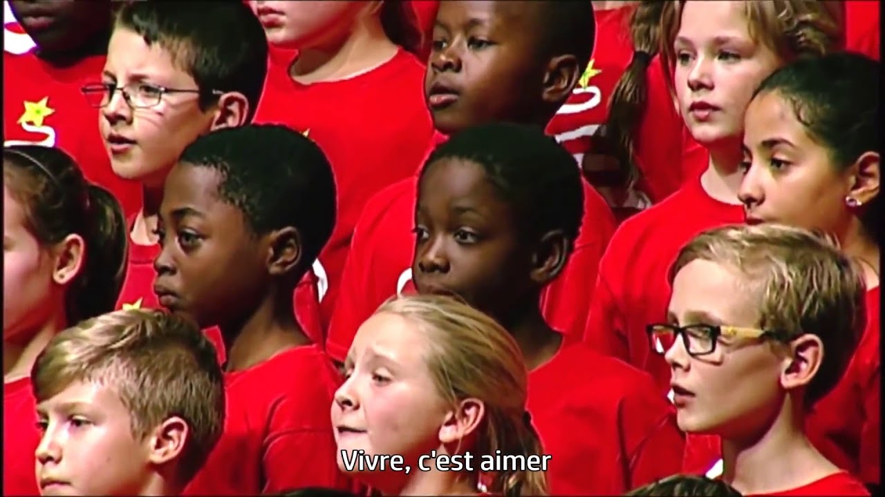 Tala Ala al Badru Alayna French Canadian Choir - YouTube
