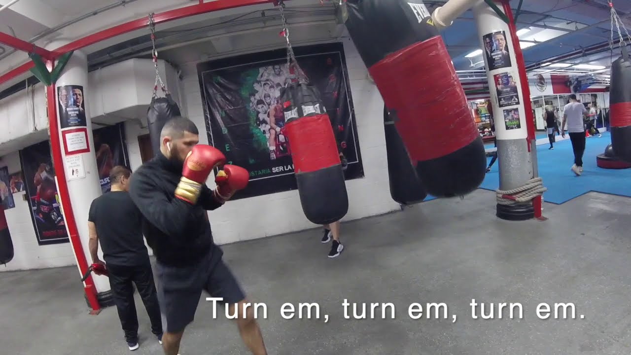How to Train Like Pro Boxer | Yurik Mamedov - YouTube