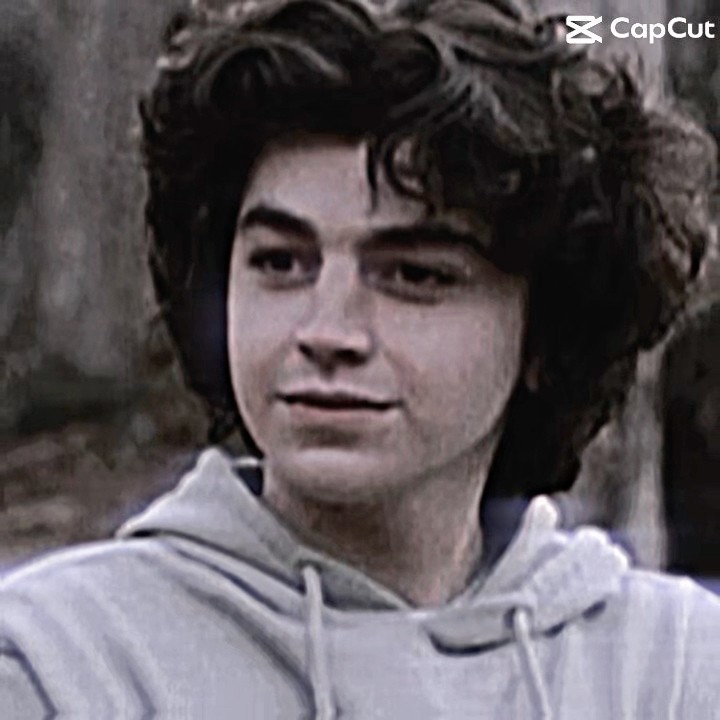 Anthony LaRusso edit #cobrakai #griffinsantopietro - YouTube