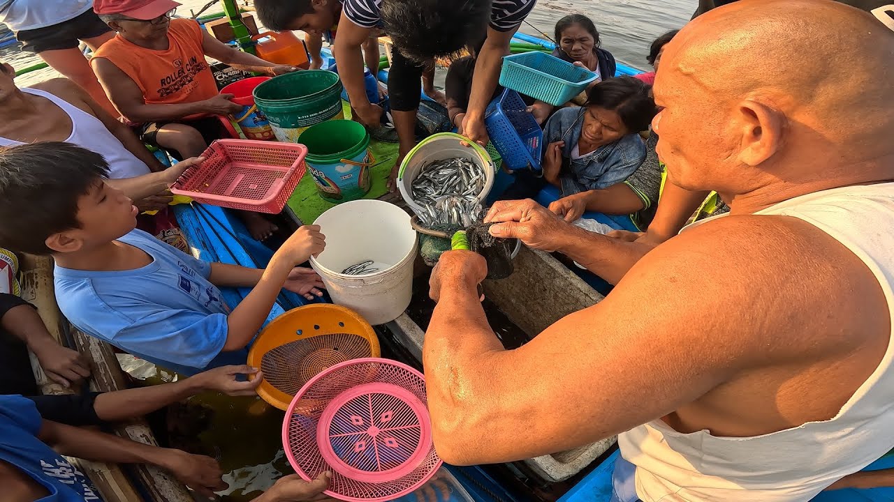 CATCH & GIVE Abundant Fish to Our Locals 🐟🦑😊 - YouTube