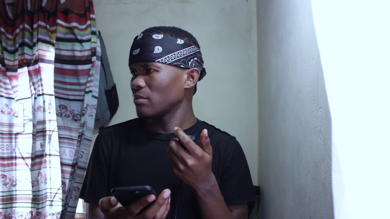 Quando levas tua namorada para o estúdio - YouTube