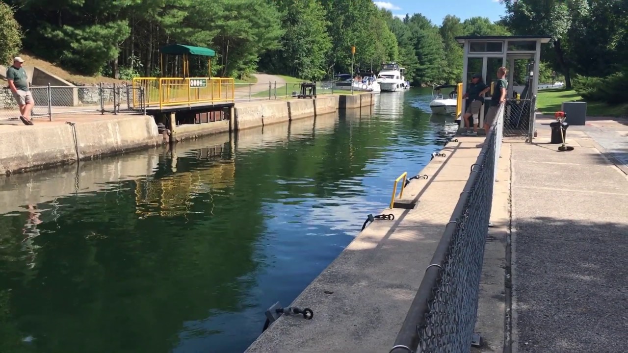 Lock 42 - Trent Severn Waterway - Couchiching - YouTube