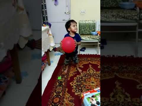 Baby Arnav desi Holi dance...