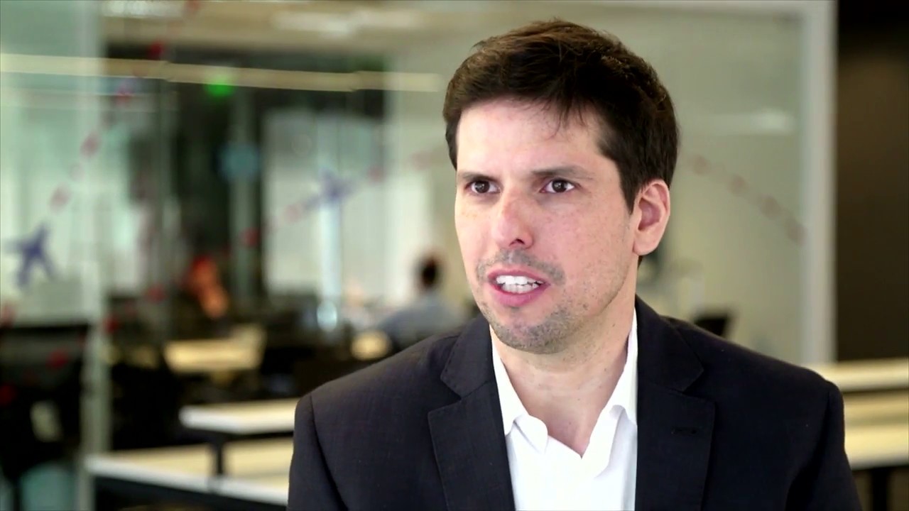 Emprendedores Endeavor | Martín Castelli - Presidente de Blue Star ...