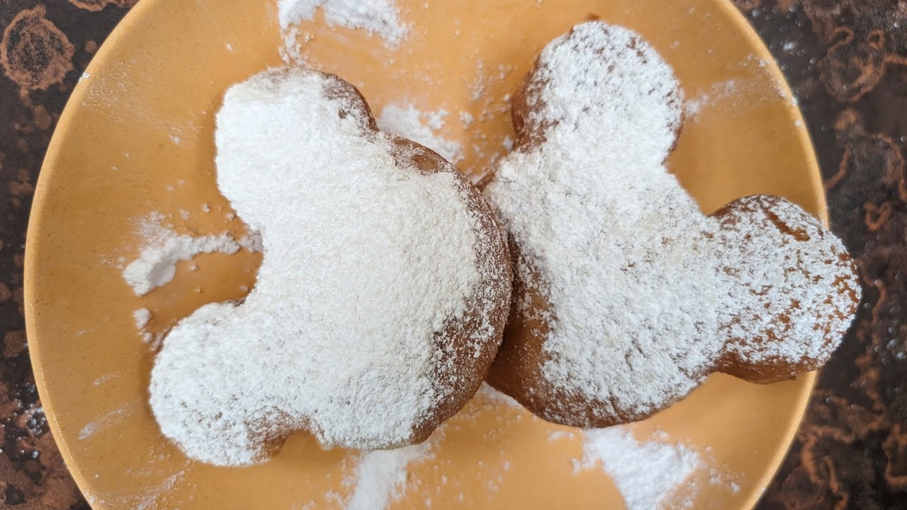Scat Cat's Mickey Beignets - Disney's Port Orleans French Quarter ...