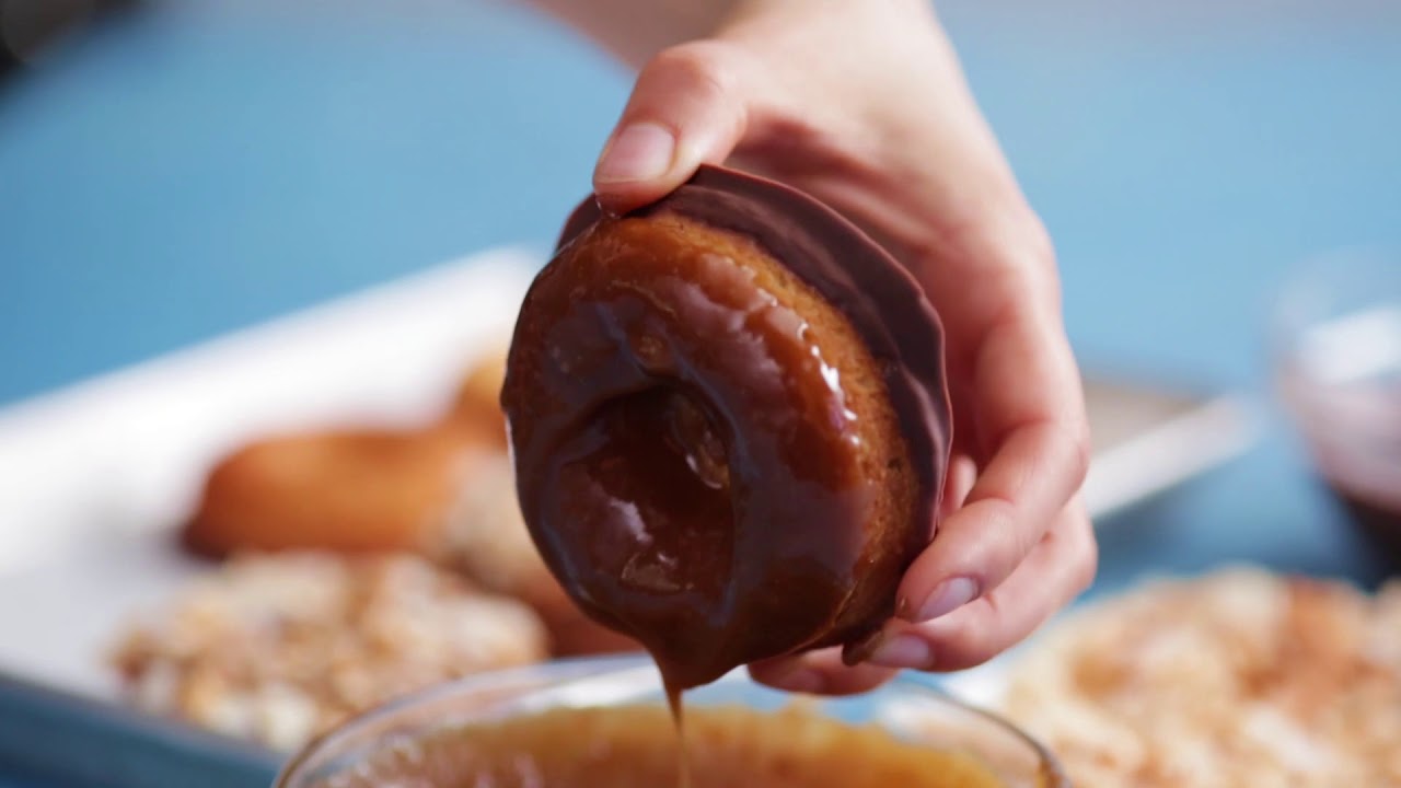 This Samoa Donut Ice Cream Sandwich Recipe Might Be the Perfect Snack ...