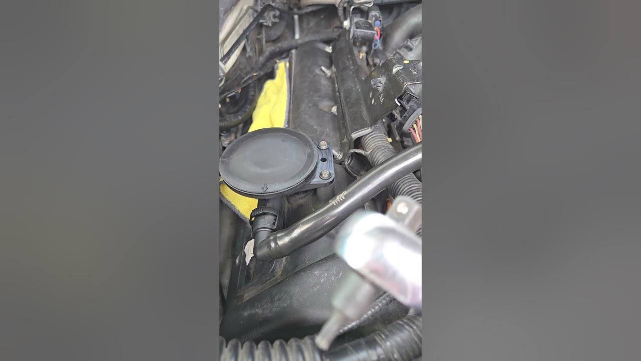 2007 Range Rover HSE L322 PCV Valve location - YouTube