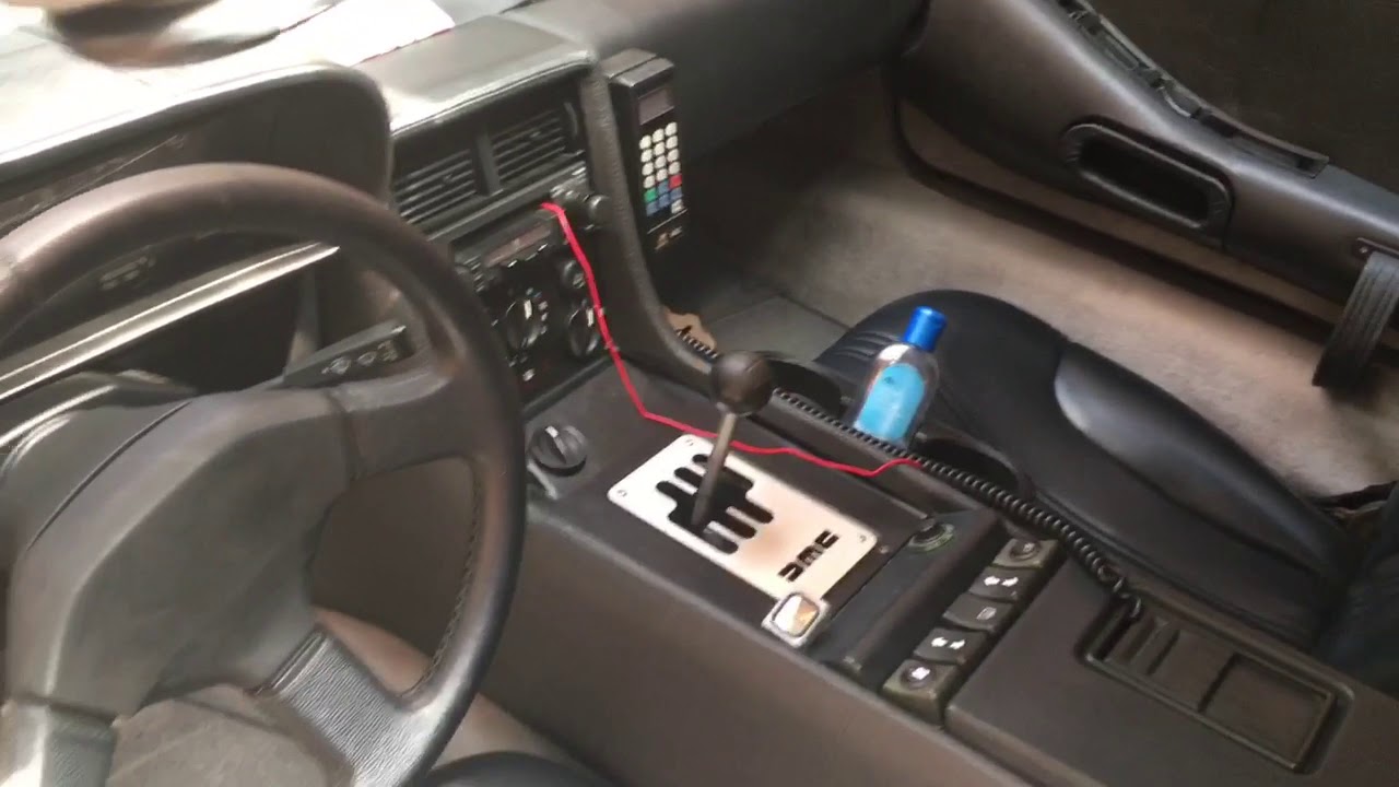 DeLorean - my new Boot/trunk Carpet liner - YouTube