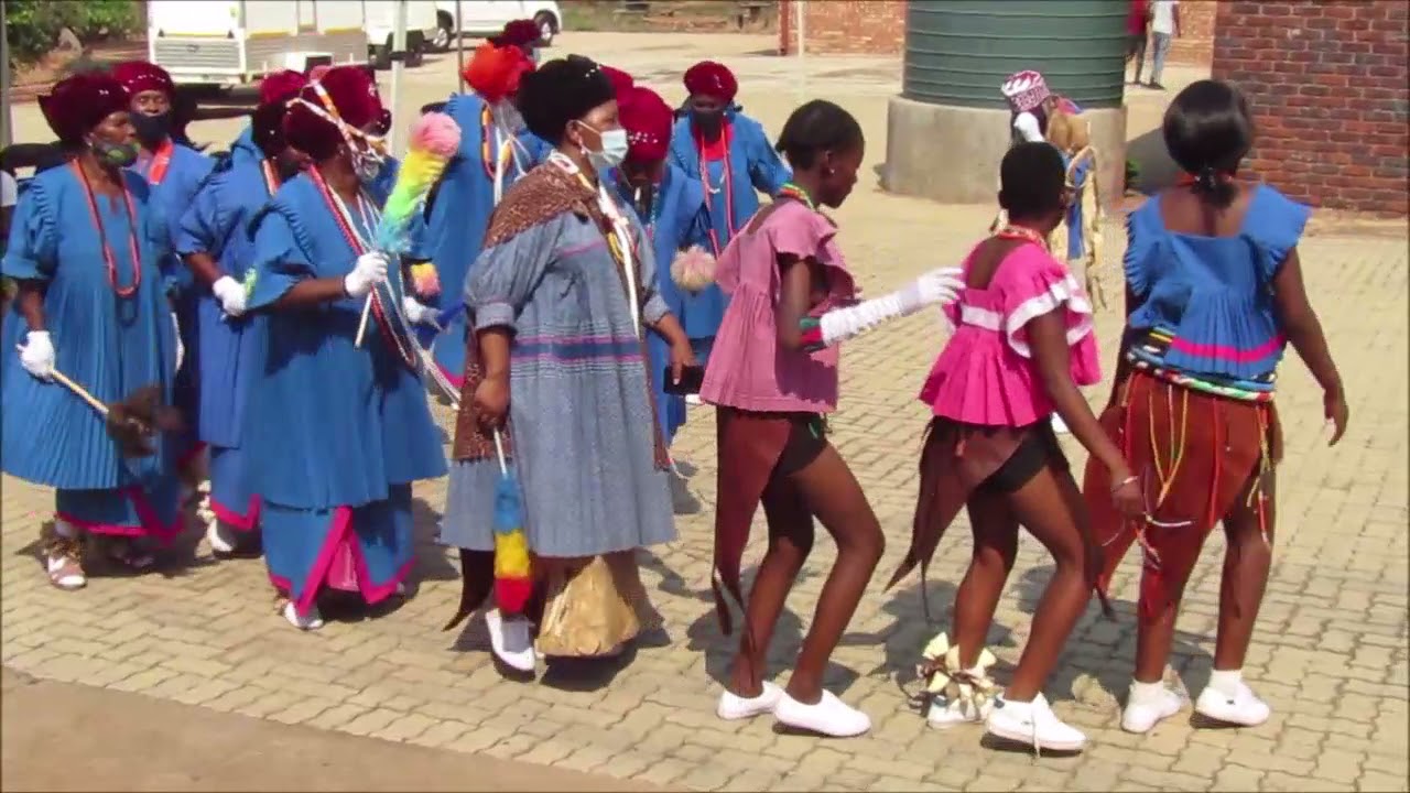 Dithole Tša Nape || Dichoeung || Mmino Wa Sepedi - YouTube