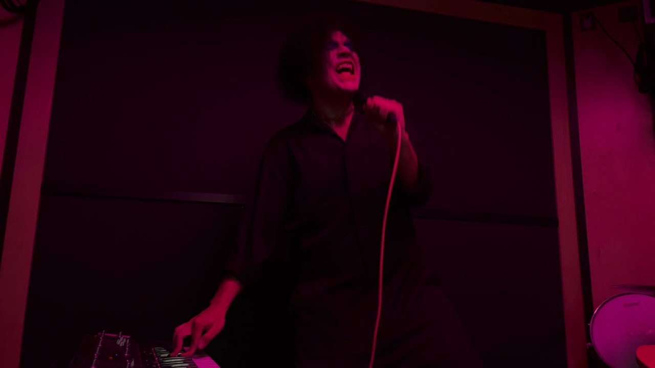 Male Tears - live session at Pirate Studios, Los Angeles, CA 5/16/21 ...