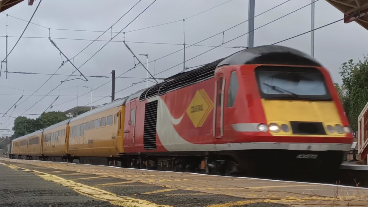 Colas Rail Class 43272/274 HST Passes Chester-Le-Street - YouTube
