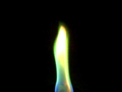Boron flame Green fire-Lu Le Laboratory - YouTube