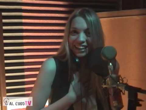 Laura Mayolo - Especial de música: "Una y otra vez" - YouTube