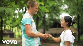 Brandon Newlin - Kor Lar Wah Ker Ser' Ko' Chords - Chordify