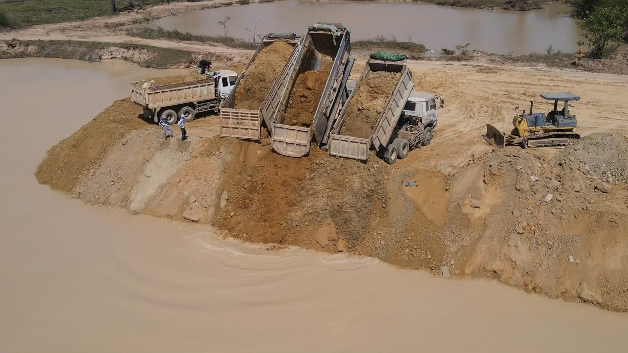 Amazing Operator Filling land Project! Komatsu Dozer Process with Dump ...