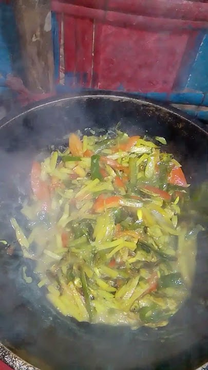 ও রূপসী মেয়েরে তোর কলসির ভিডিও কি খাঁটি গরুর দুধ #love #song #music #shorts - YouTube