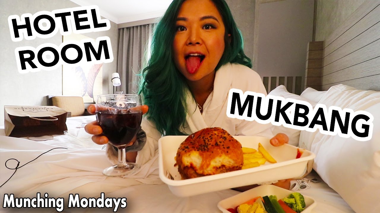 ROOM SERVICE MUKBANG (vegan but they screwed up...) // Munching Mondays ...