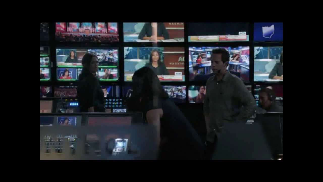 The Newsroom - Sloan kisses Don - YouTube
